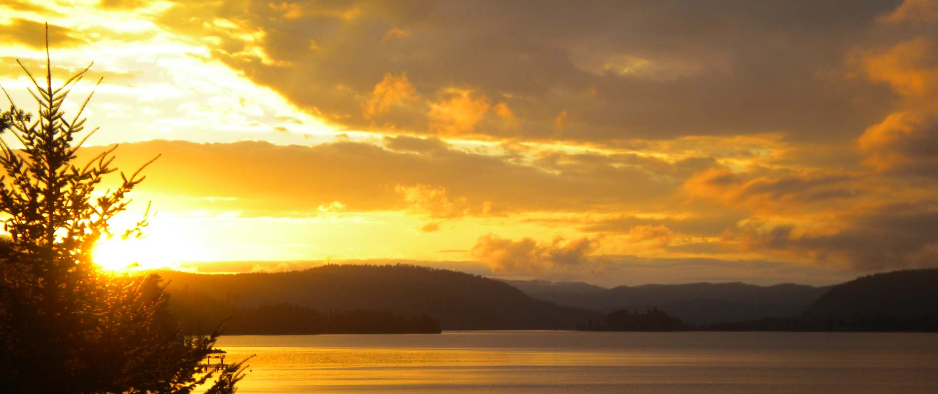 employment-sunset - The Lodge at Sandpoint